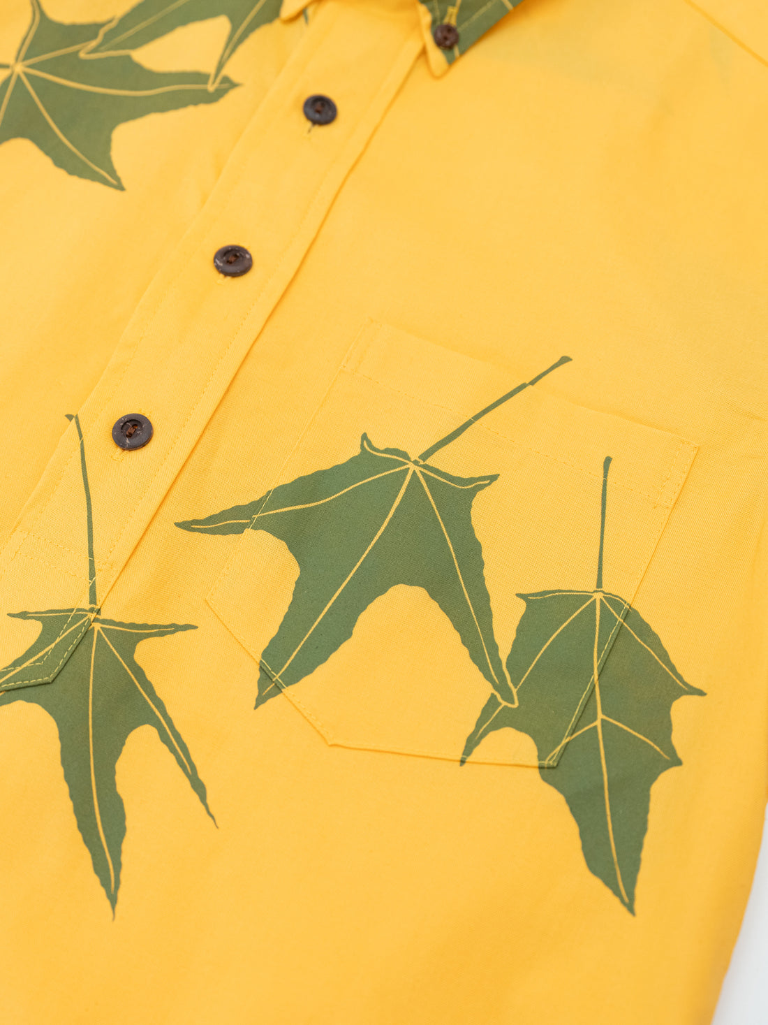Kukuiʻulaakamapuaʻa Pullover Aloha Shirt- Corn Yellow – Sig Zane Designs
