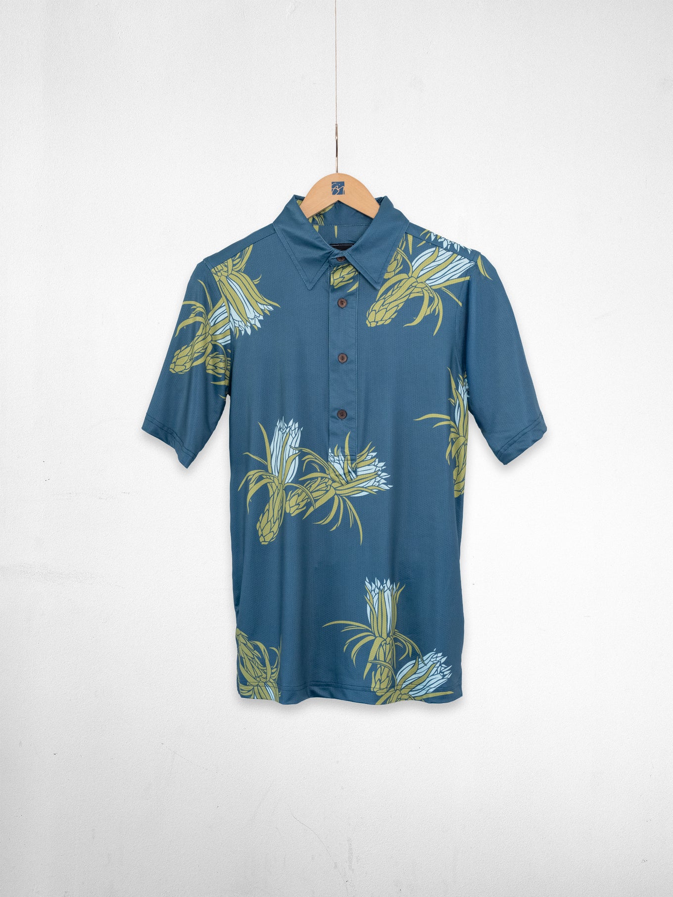 Ke Kuini Honolulu Yuen Pullover Aloha Shirt- Windsor – Sig Zane Designs
